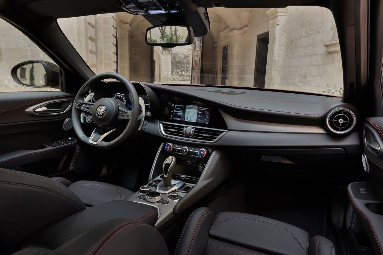 Read the overview of Alfa Romeo Giulia 2025 Overview of Alfa Romeo Giulia 2025, photo 8