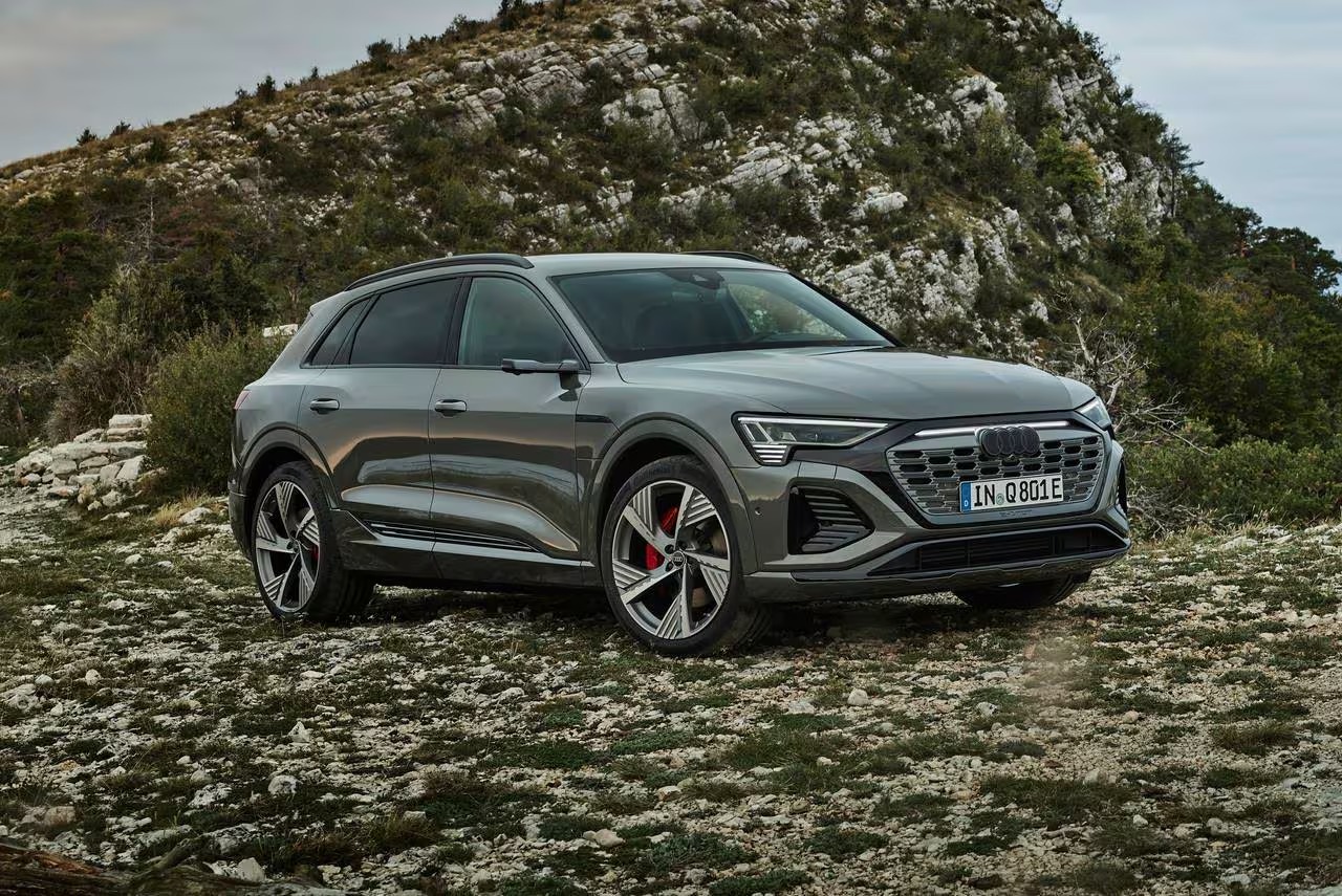 Read the overview of Audi Q8 e-tron 2025 Overview of Audi Q8 e-tron 2025, photo 3