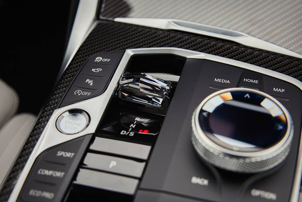 Read the overview of BMW 4 Series 2025 Overview of BMW 4 Series 2025, photo 12