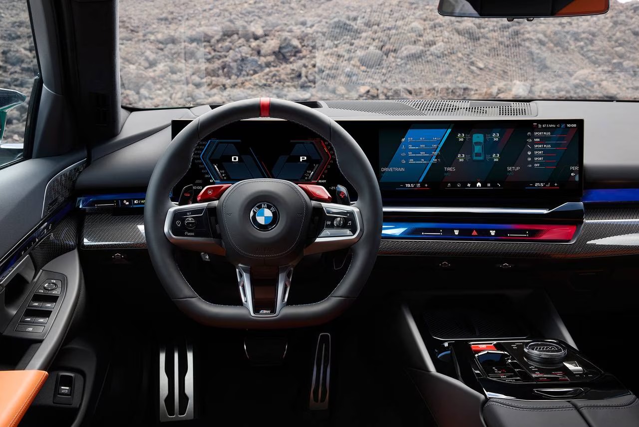 Read the overview of BMW 5 Series 2025 Overview of BMW 5 Series 2025, photo 12
