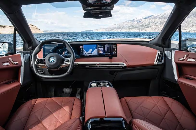 Read the overview of BMW iX 2025 Overview of BMW iX 2025, photo 9