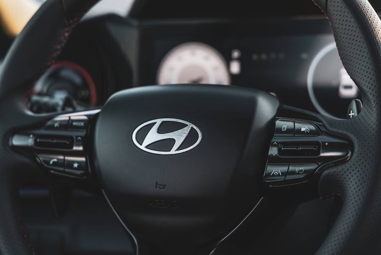 Read the overview of Hyundai Elantra 2025 Overview of Hyundai Elantra 2025, photo 8