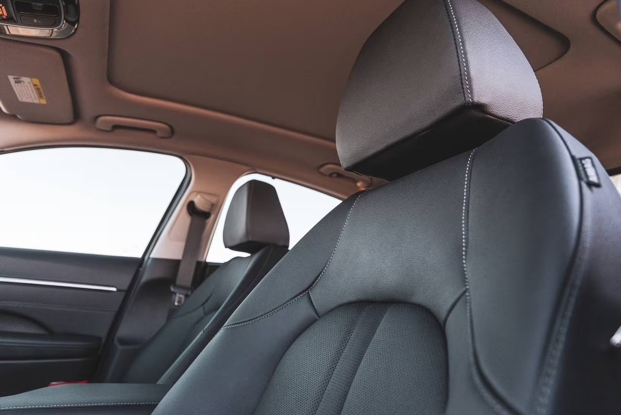 Read the overview of Hyundai Sonata Hybrid 2025 Overview of Hyundai Sonata Hybrid 2025, photo 12