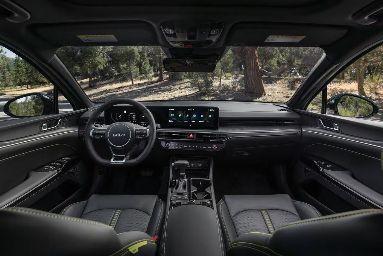 Read the overview of Kia K5 2025 Overview of Kia K5 2025, photo 6