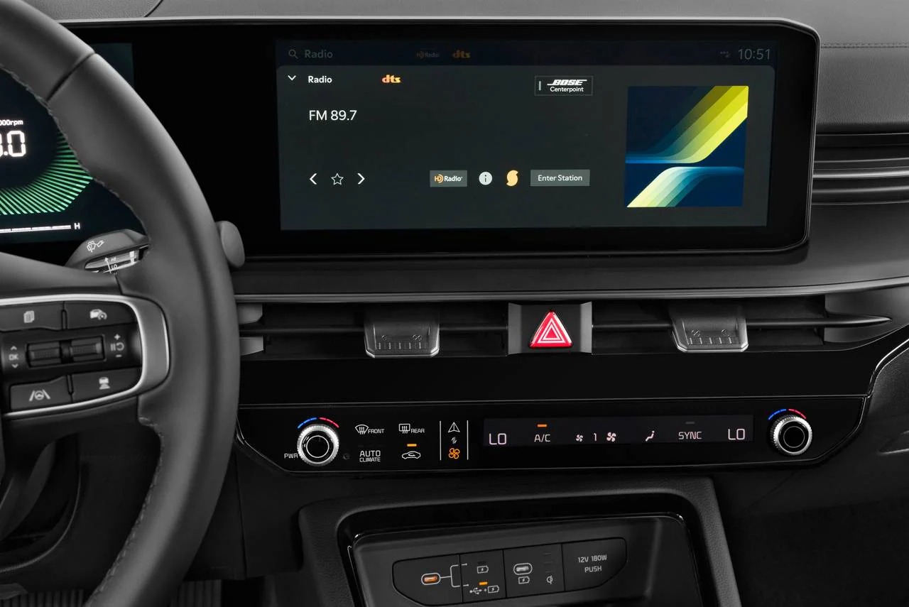 Read the overview of Kia K5 2025 Overview of Kia K5 2025, photo 7