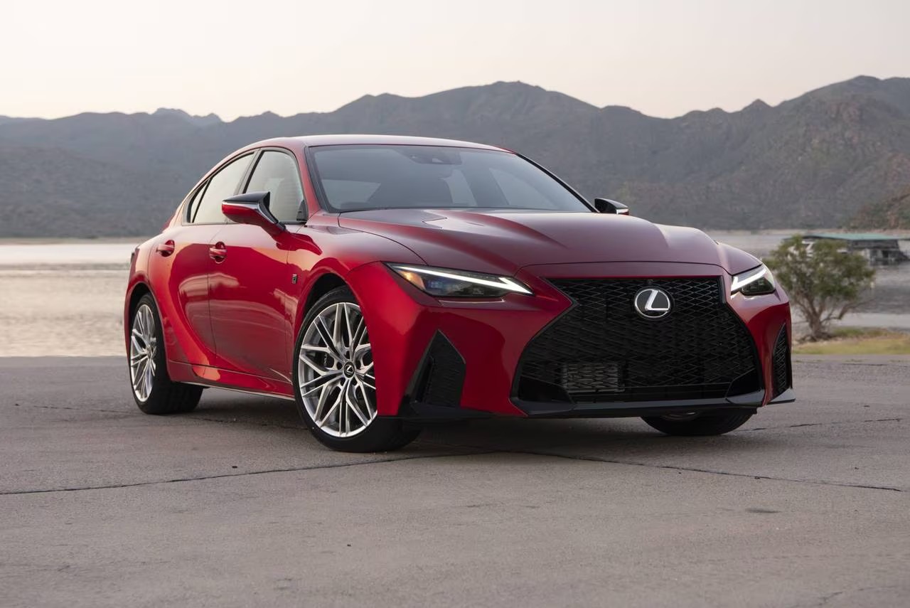 Read the overview of Lexus IS 2025 Overview of Lexus IS 2025, photo 4