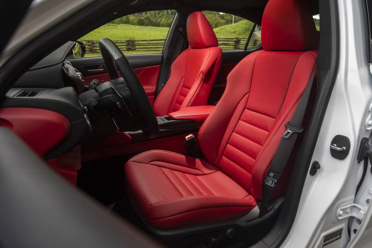 Read the overview of Lexus IS 2025 Overview of Lexus IS 2025, photo 11
