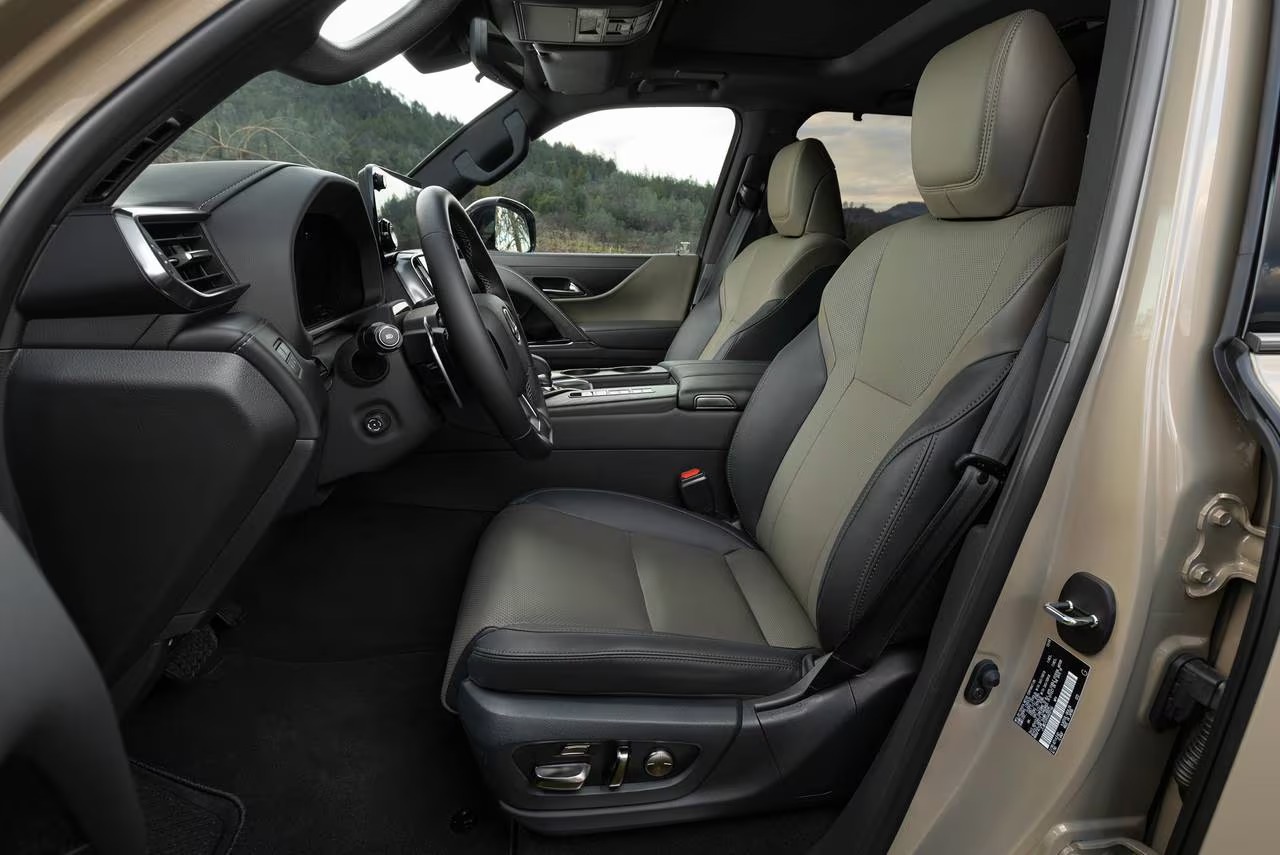 Read the overview of Lexus LX 2025 Overview of Lexus LX 2025, photo 8