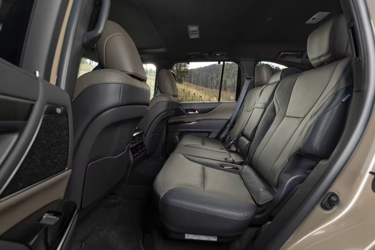 Read the overview of Lexus LX 2025 Overview of Lexus LX 2025, photo 7
