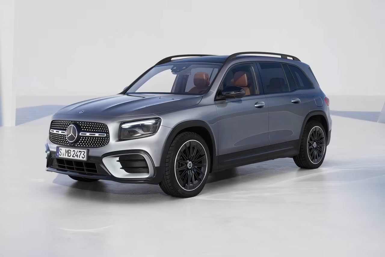 Read the overview of Mercedes-Benz GLB-Class 2025 Overview of Mercedes-Benz GLB-Class 2025, photo 1