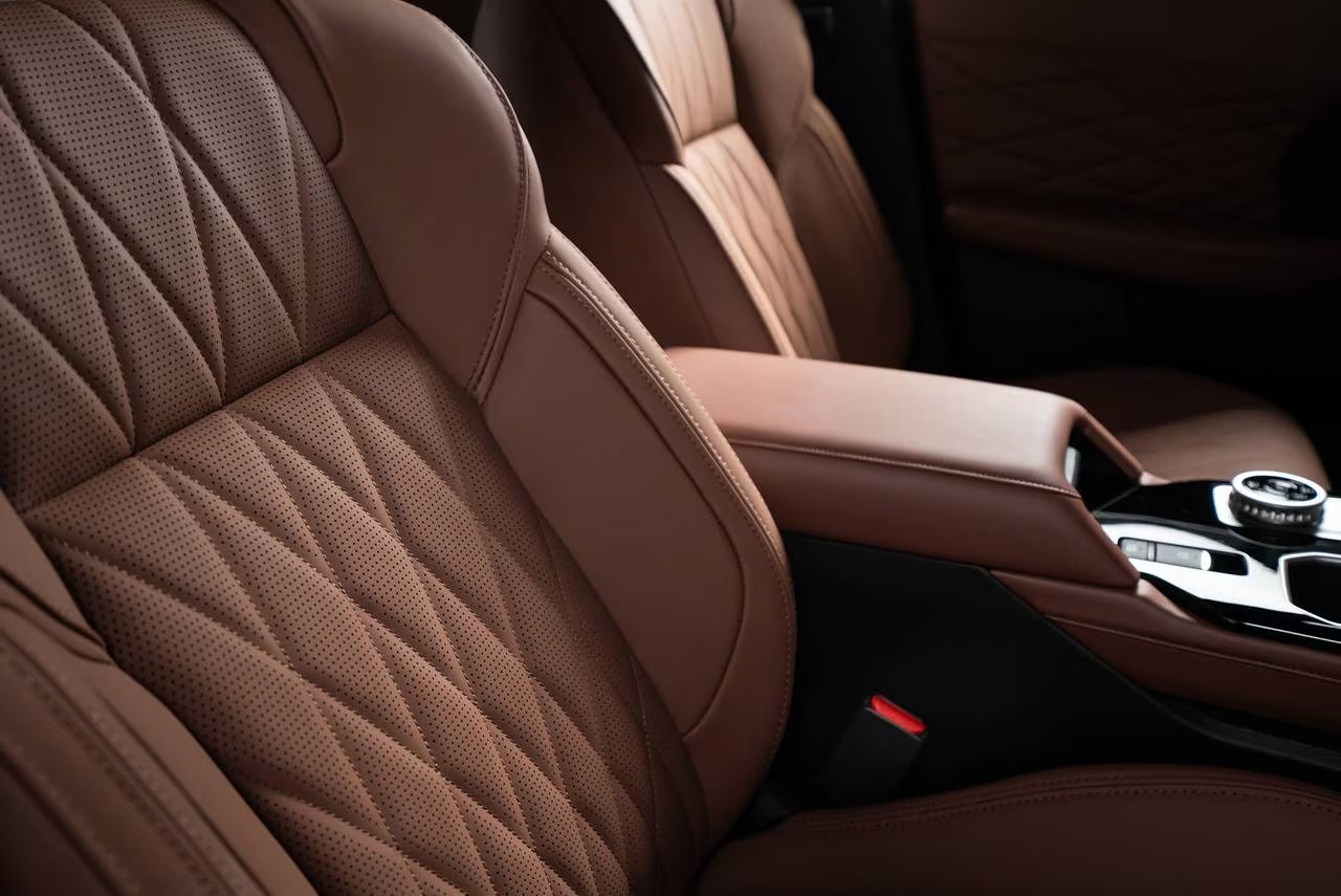 Read the overview of Mitsubishi Outlander 2025 Overview of Mitsubishi Outlander 2025, photo 10