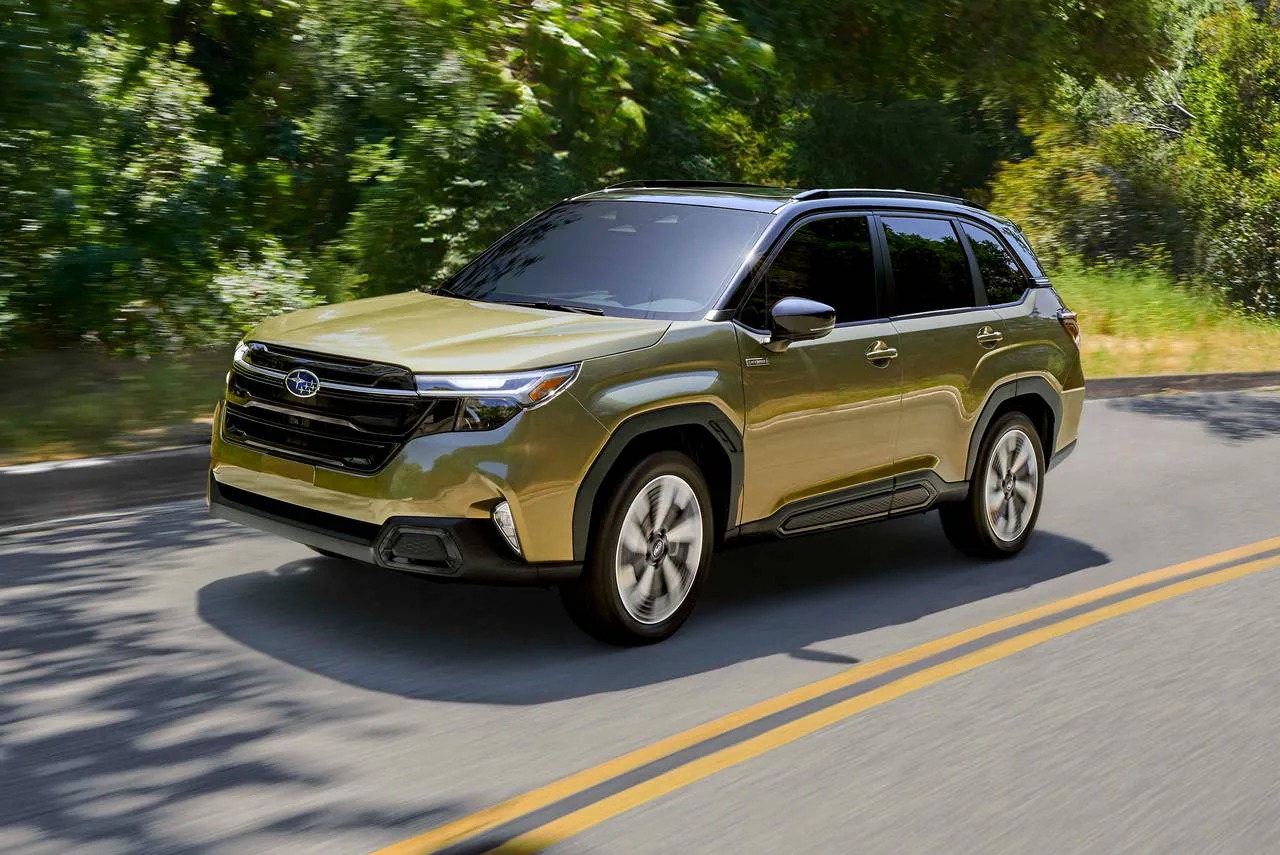 Read the overview of Subaru Forester 2025 Overview of Subaru Forester 2025, photo 1