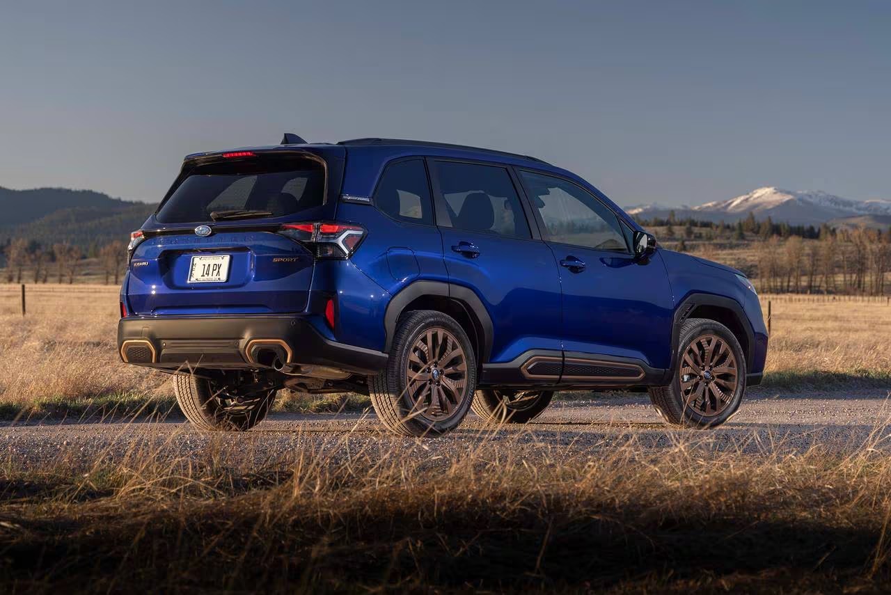 Read the overview of Subaru Forester 2025 Overview of Subaru Forester 2025, photo 2