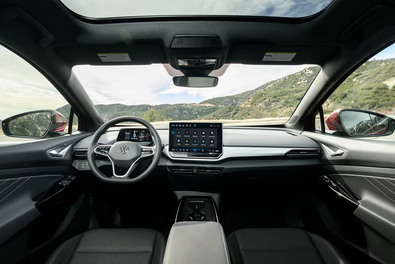 Read the overview of Volkswagen ID.4 2025 Overview of Volkswagen ID.4 2025, photo 11