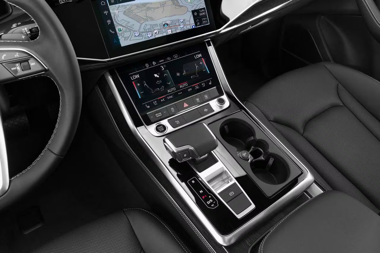 Apskats par Audi Q7 2026, foto 11