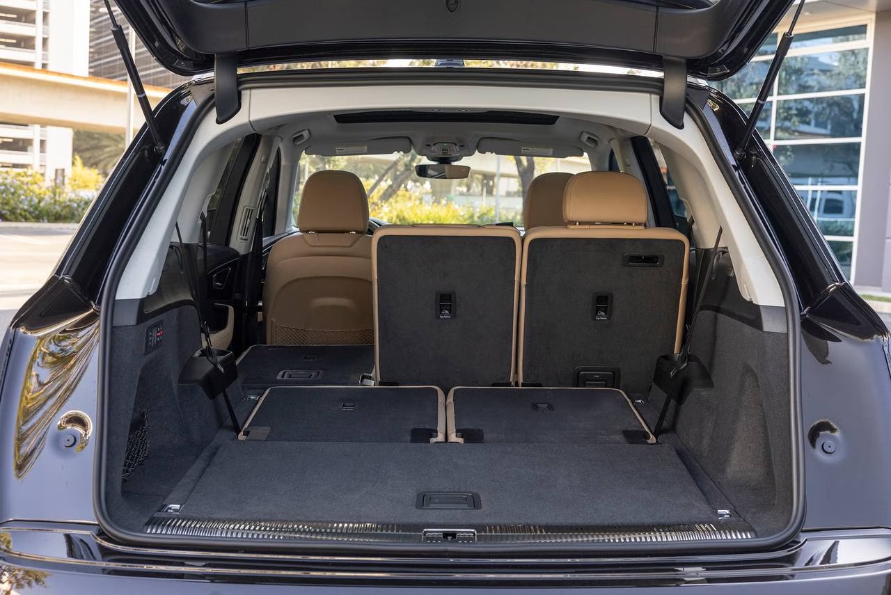 Apskats par Audi Q7 2026, foto 12