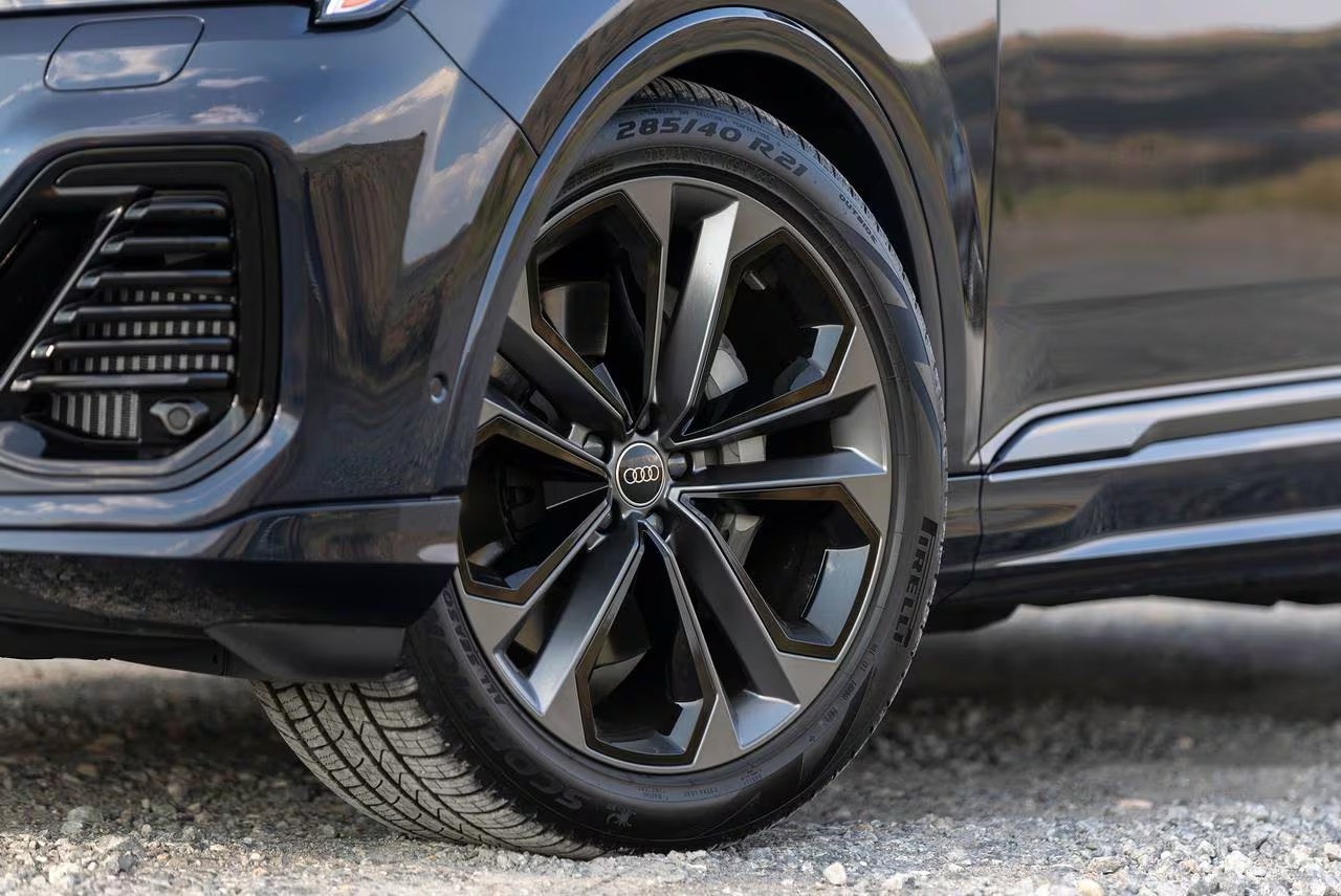 Apskats par Audi Q7 2026, foto 7
