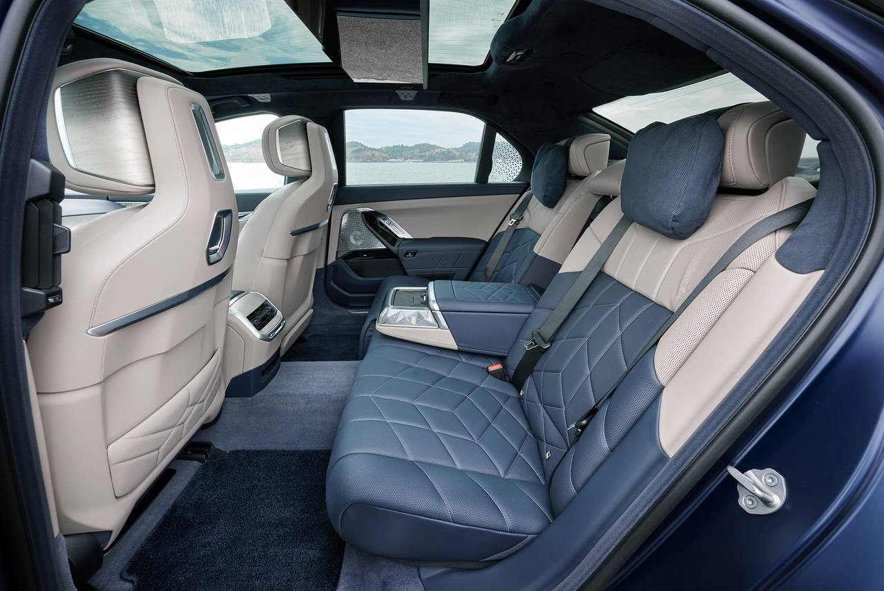 Apskats par BMW i7 2026, foto 7