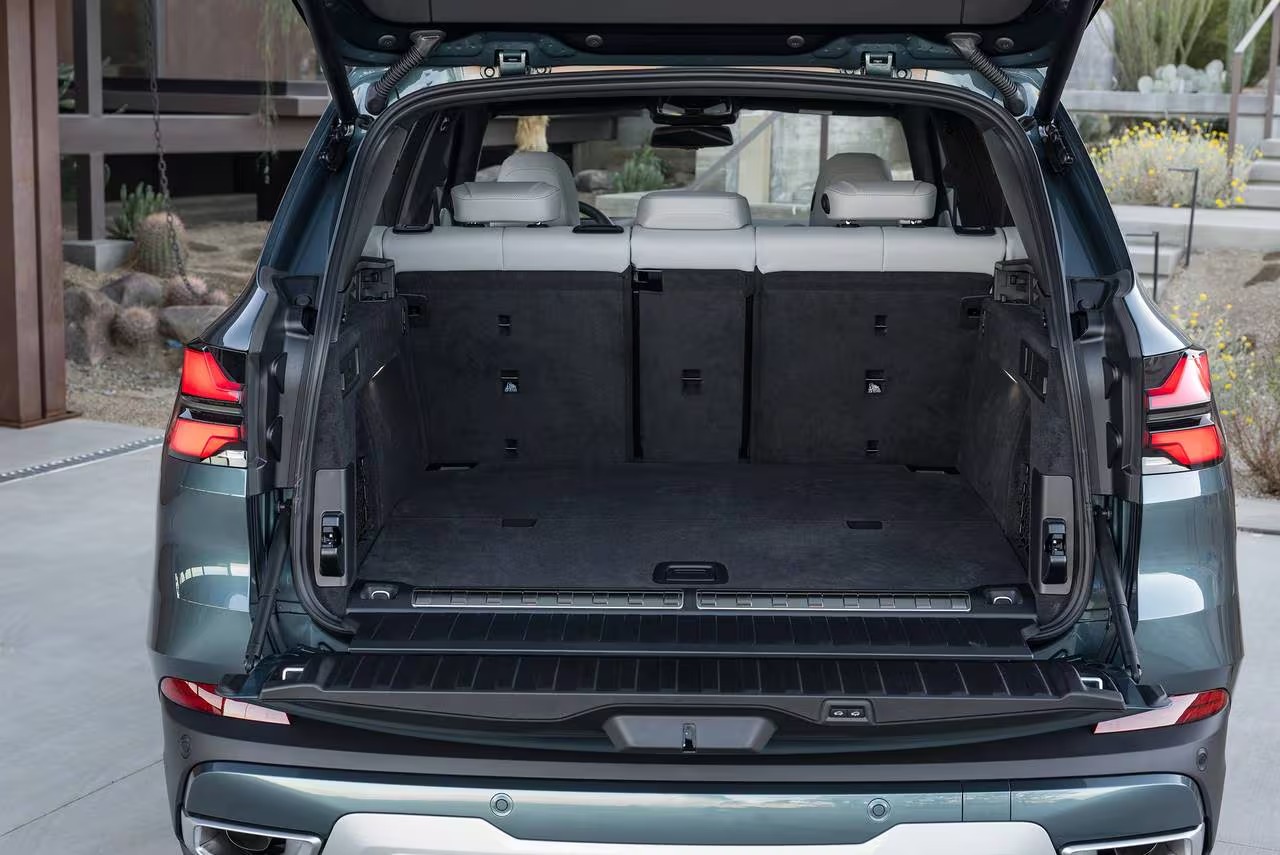 Apskats par BMW X5 2026, foto 13