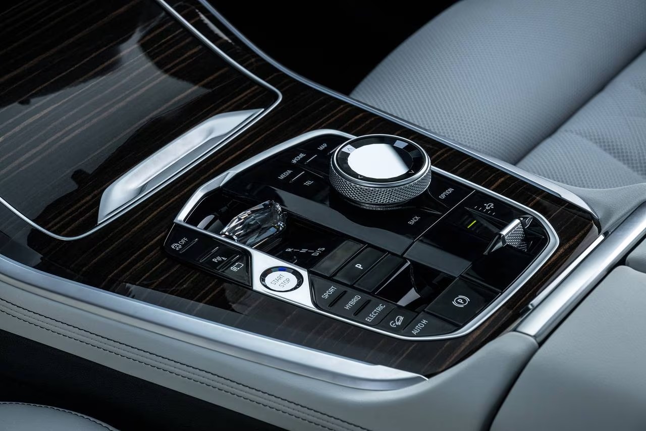 Apskats par BMW X5 2026, foto 10