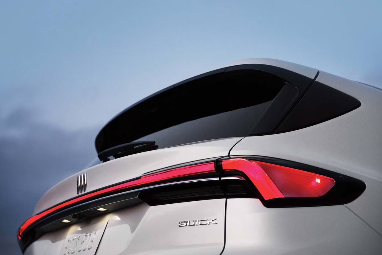 Apskats par Buick Enclave 2026, foto 7