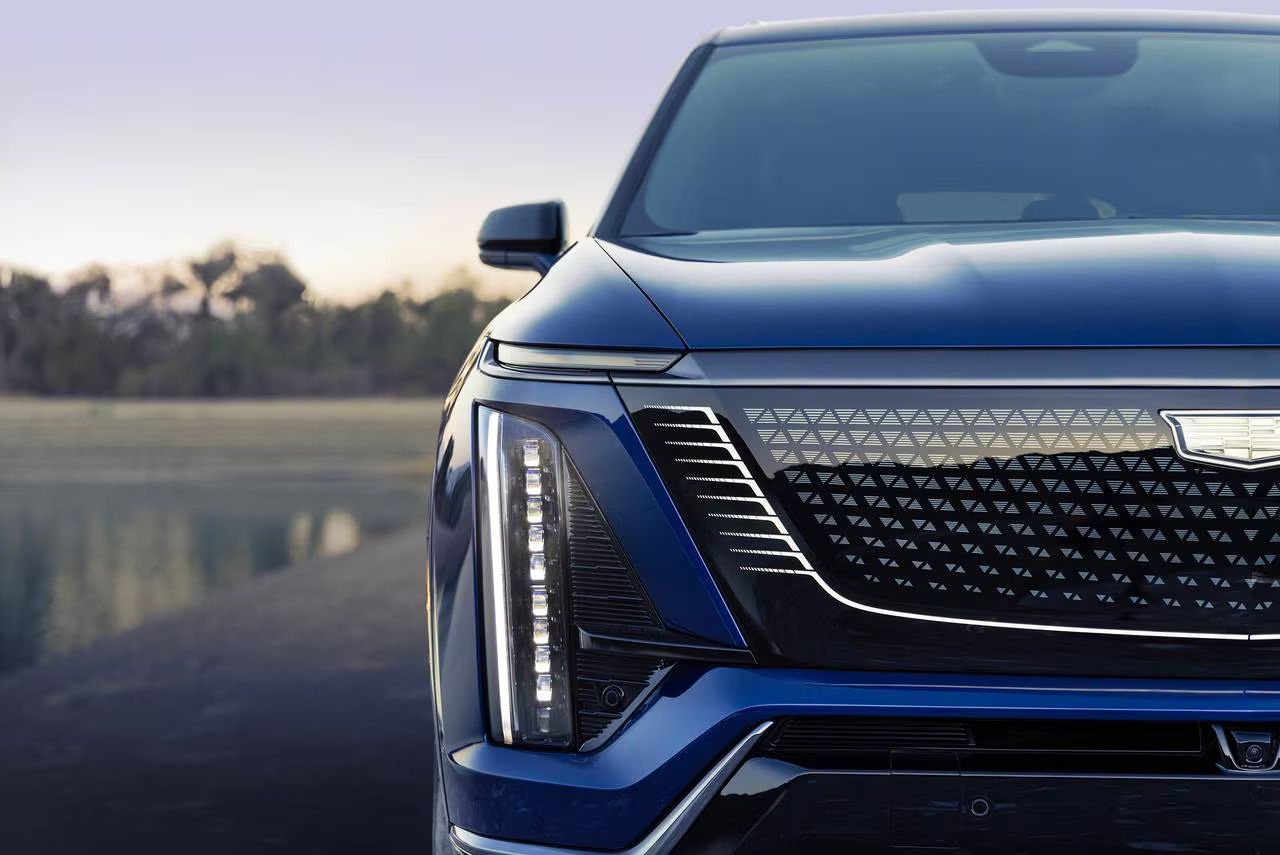 Overview of Cadillac Vistiq 2026, photo 5