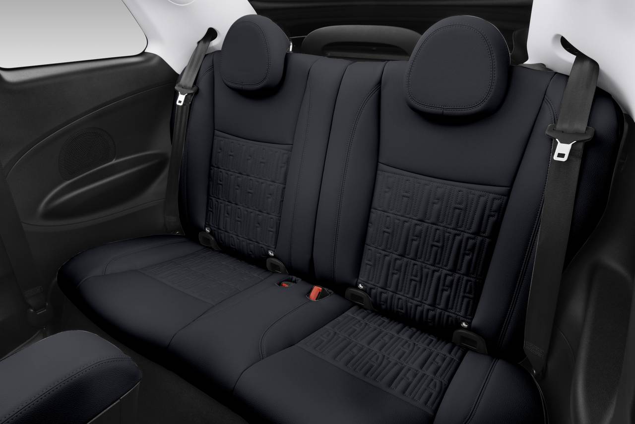 Apskats par Fiat 500e 2026, foto 13