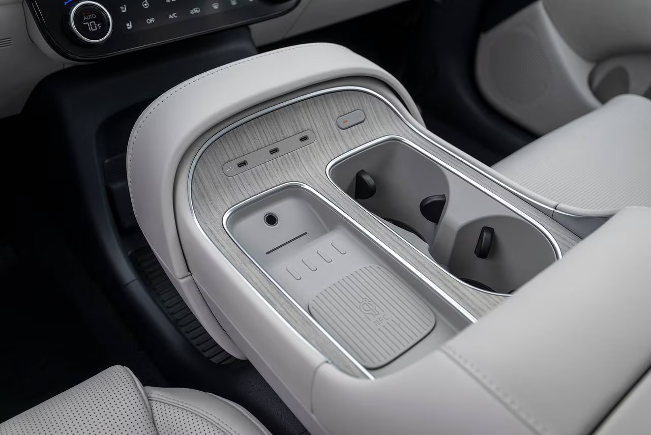 Apskats par Hyundai Palisade 2026, foto 8