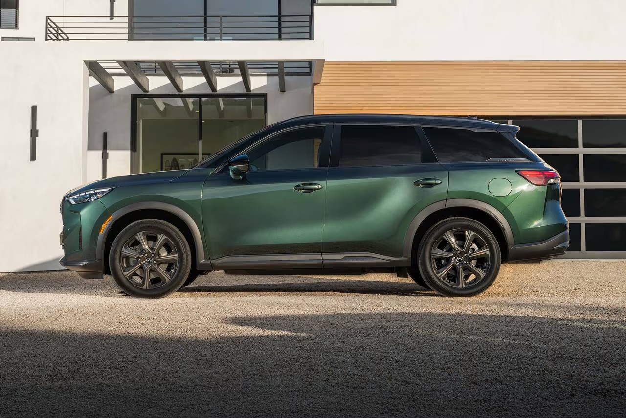 Apskats par Infiniti QX60 2026, foto 9