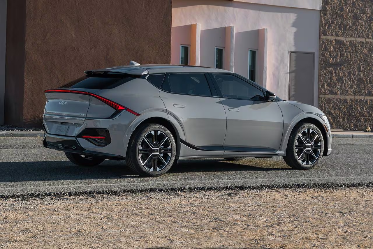 Apskats par Kia EV6 2026, foto 6
