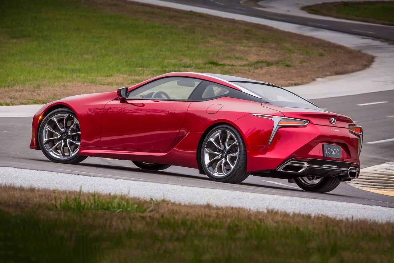 Apskats par Lexus LC 2026, foto 5