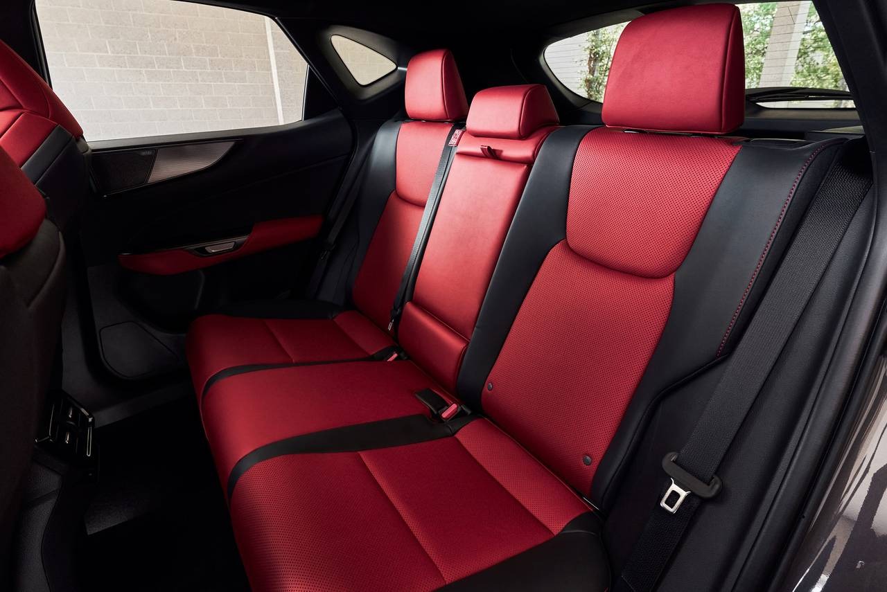 Apskats par Lexus NX 2026, foto 12