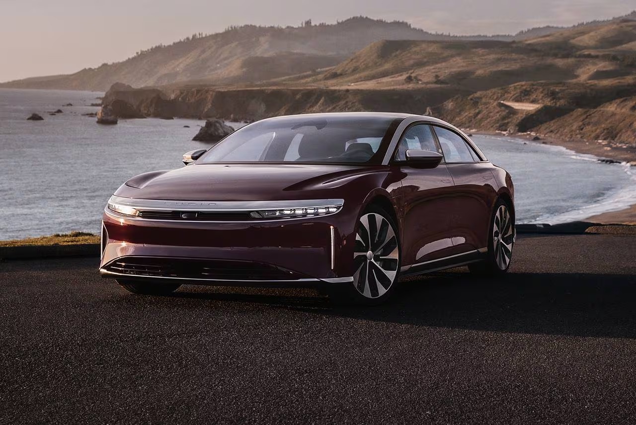 Apskats par Lucid Air 2026, foto 4