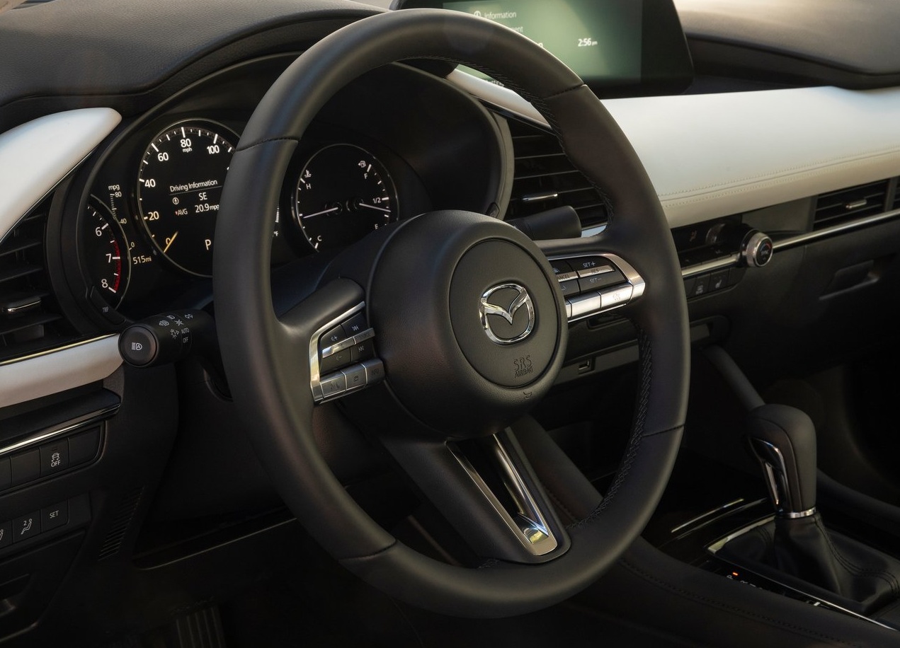 Apskats par Mazda 3 2026, foto 9