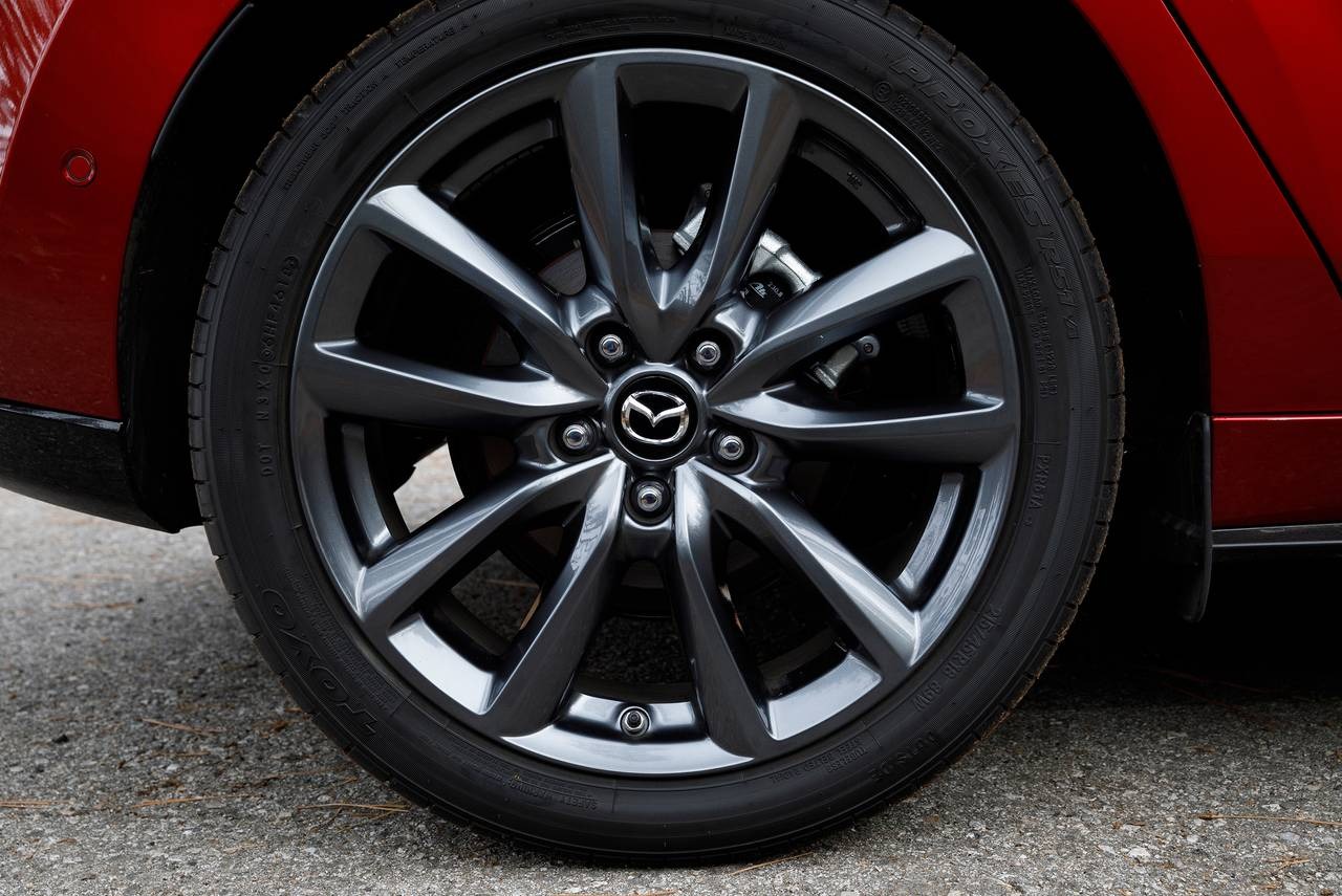 Apskats par Mazda 3 2026, foto 5