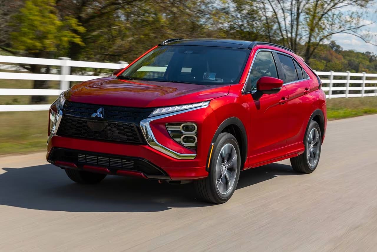 Apskats par Mitsubishi Eclipse Cross 2026, foto 2