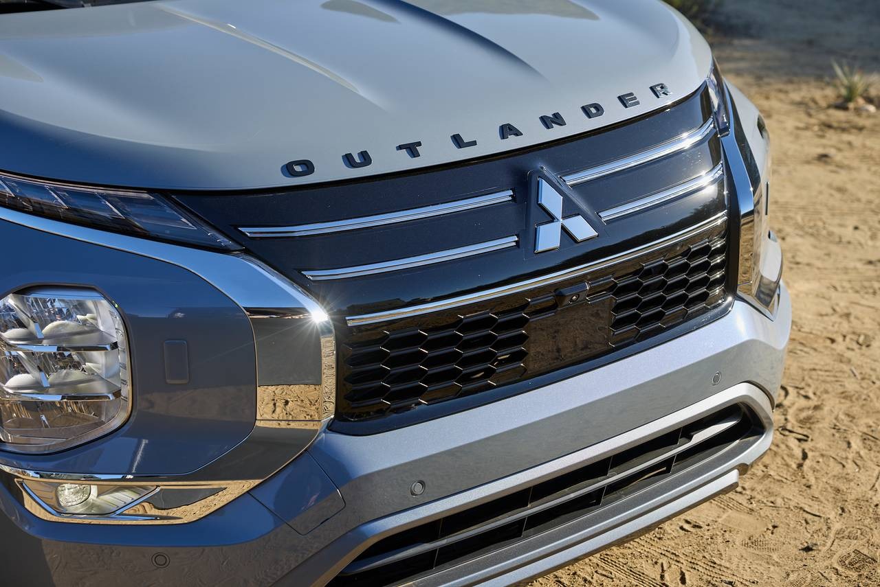 Apskats par Mitsubishi Outlander 2026, foto 5
