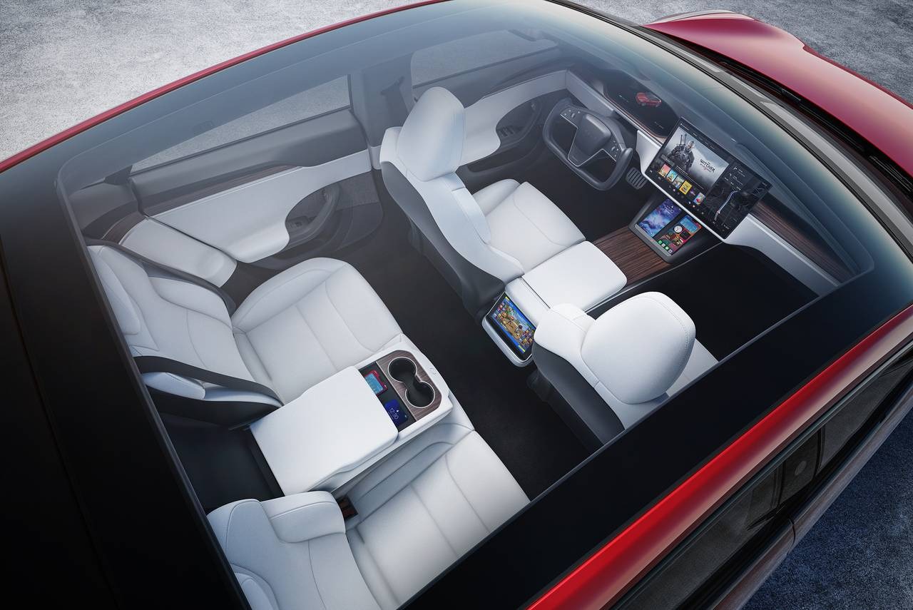 Apskats par Tesla Model S 2026, foto 12
