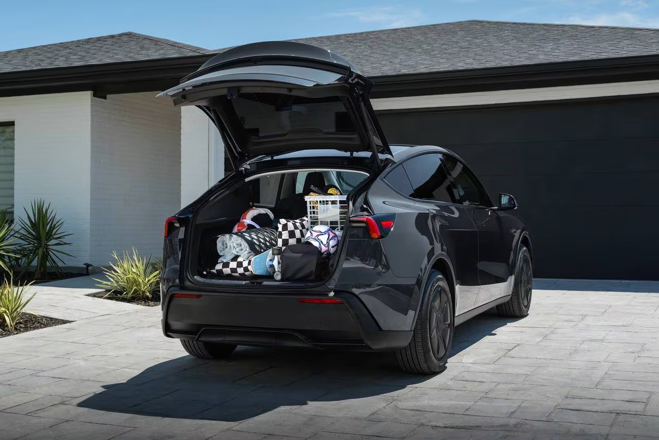 Apskats par Tesla Model Y 2026, foto 13