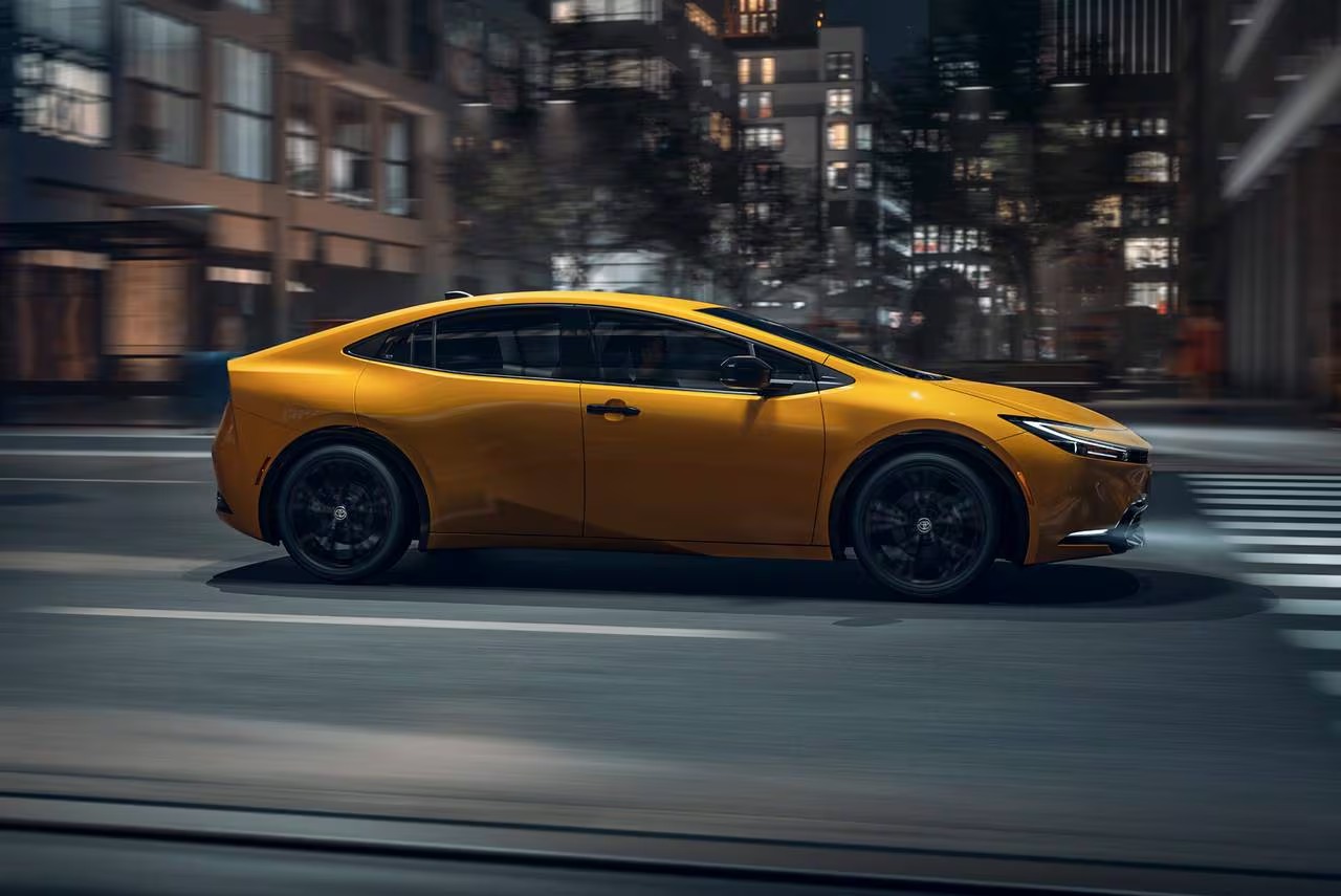 Apskats par Toyota Prius 2026, foto 3
