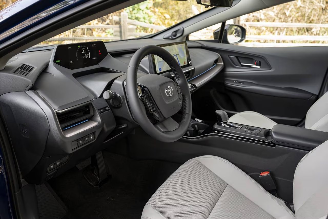 Apskats par Toyota Prius 2026, foto 9