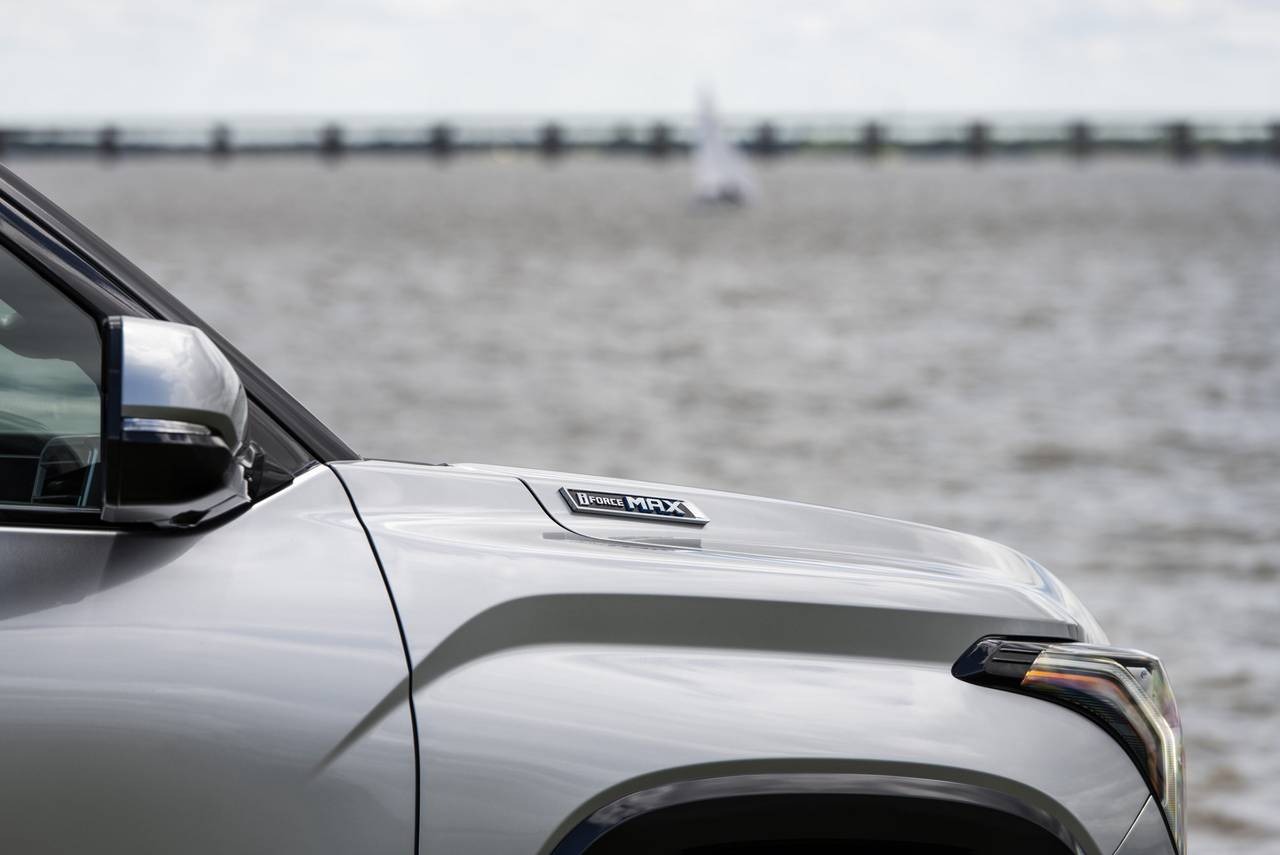 Apskats par Toyota Sequoia 2026, foto 9