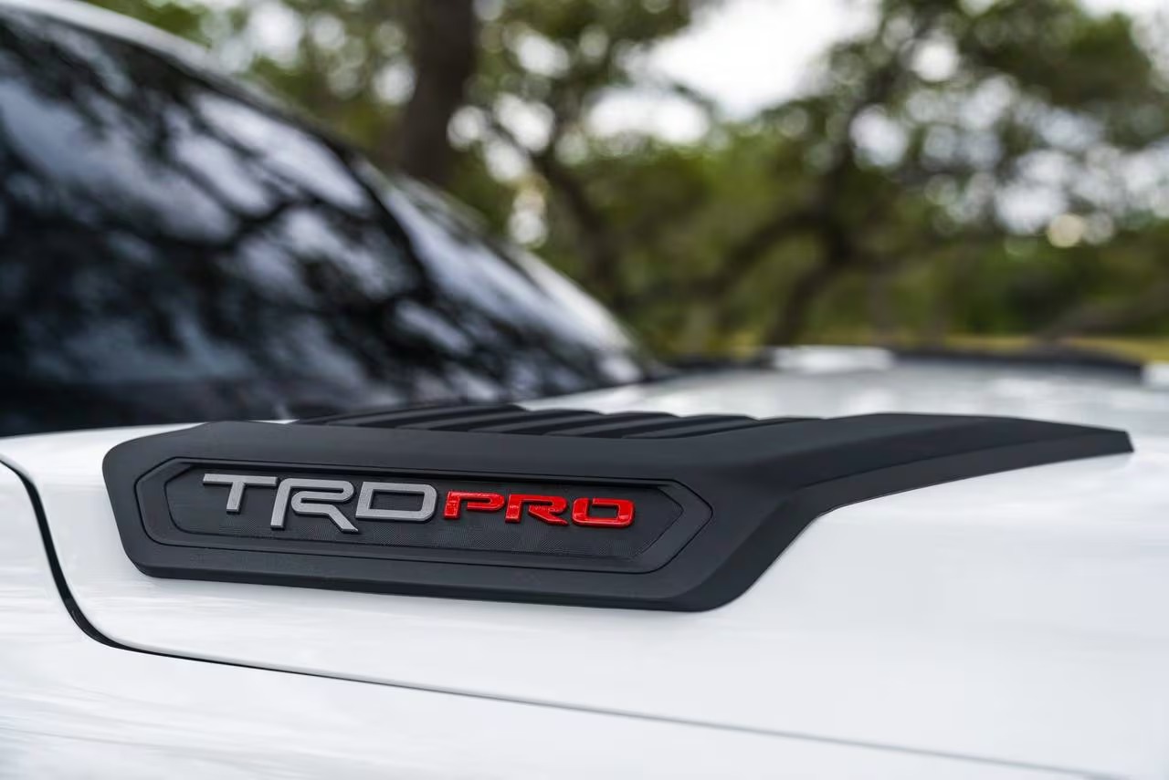 Apskats par Toyota Sequoia 2026, foto 4
