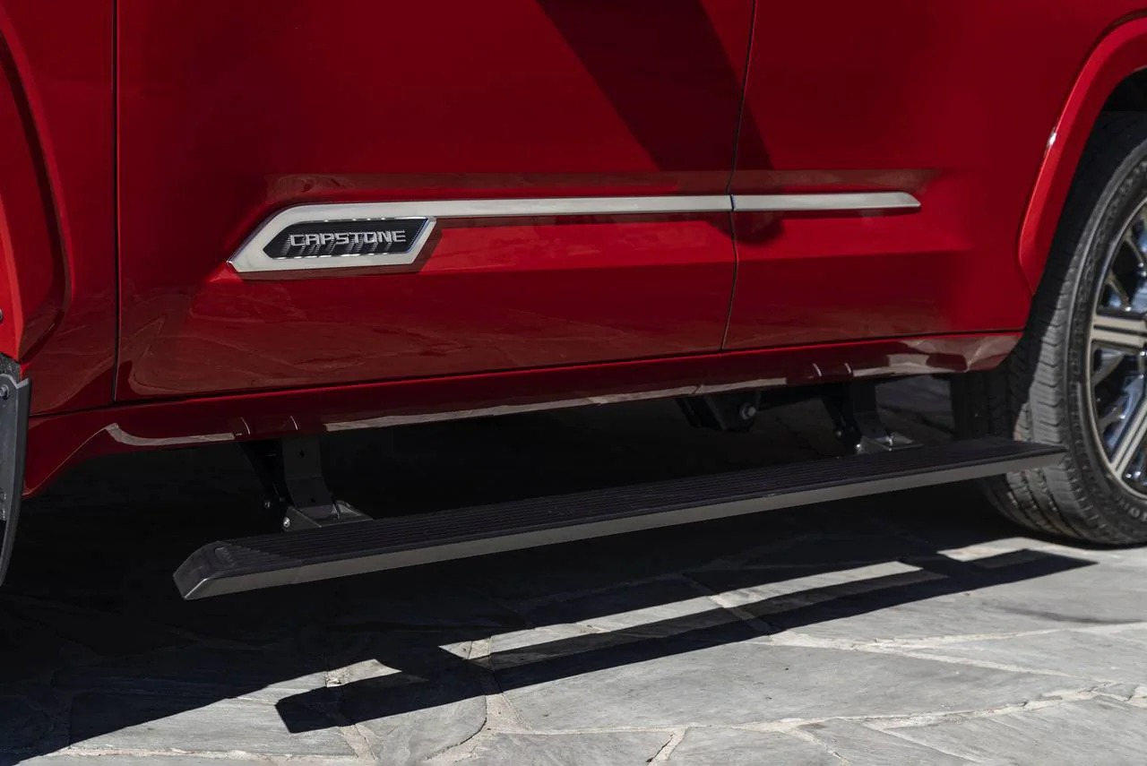 Apskats par Toyota Sequoia 2026, foto 5