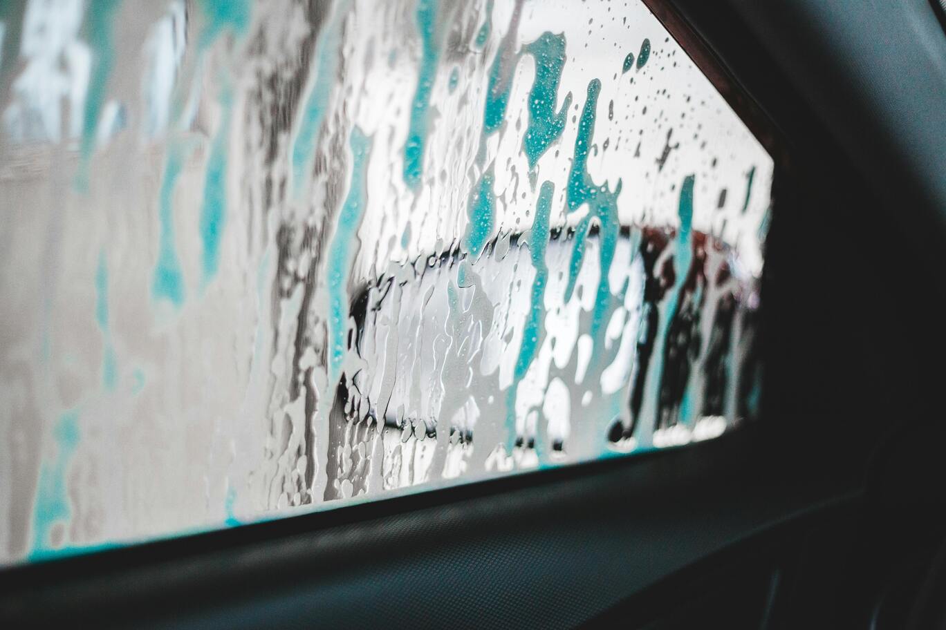 how to prevent car windows from fogging up ways to prevent windows from fogging up in winter