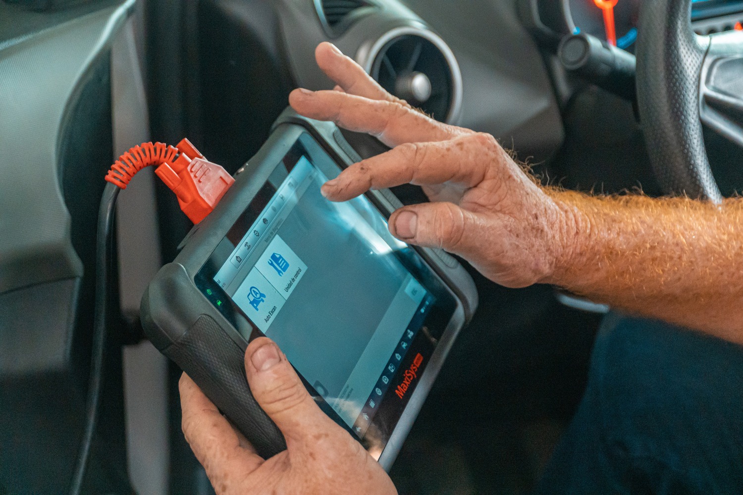 kādas sekas karstums rada automobilim