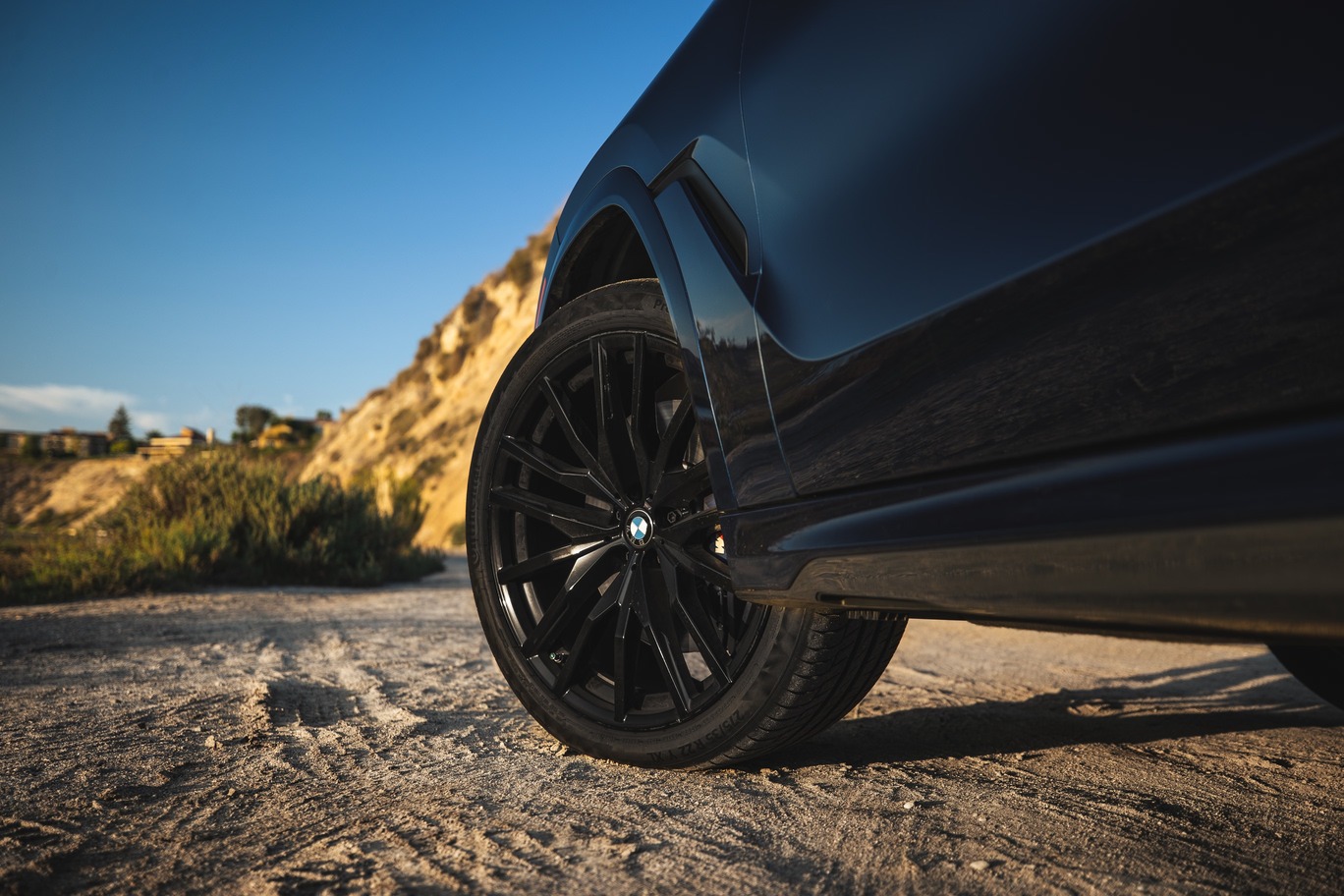 kādas sekas karstums rada automobilim