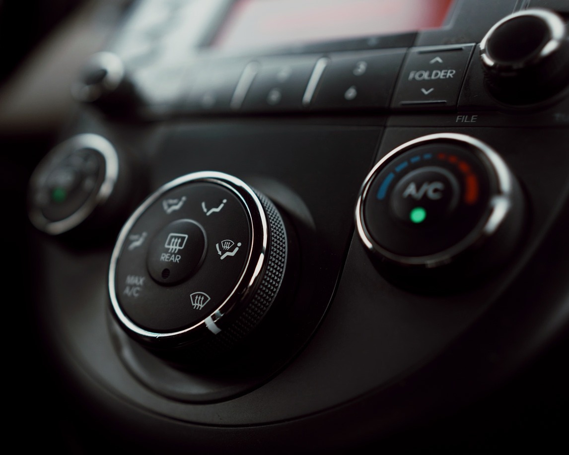 kādas sekas karstums rada automobilim